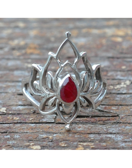Bague Lotus Racine de Rubis